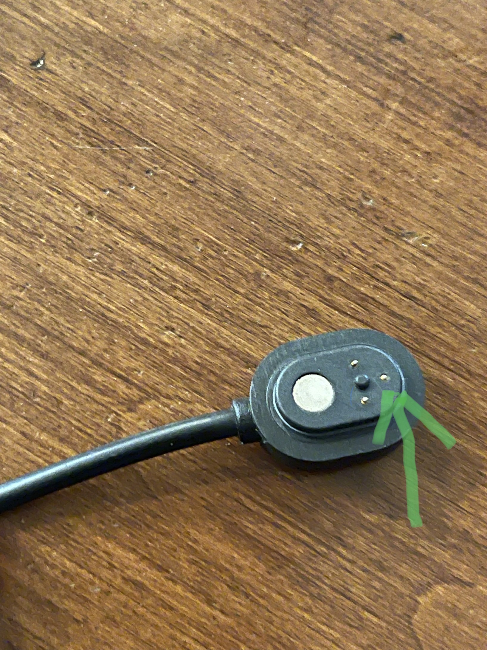 Battery discharging while plugged in - Arlo Community