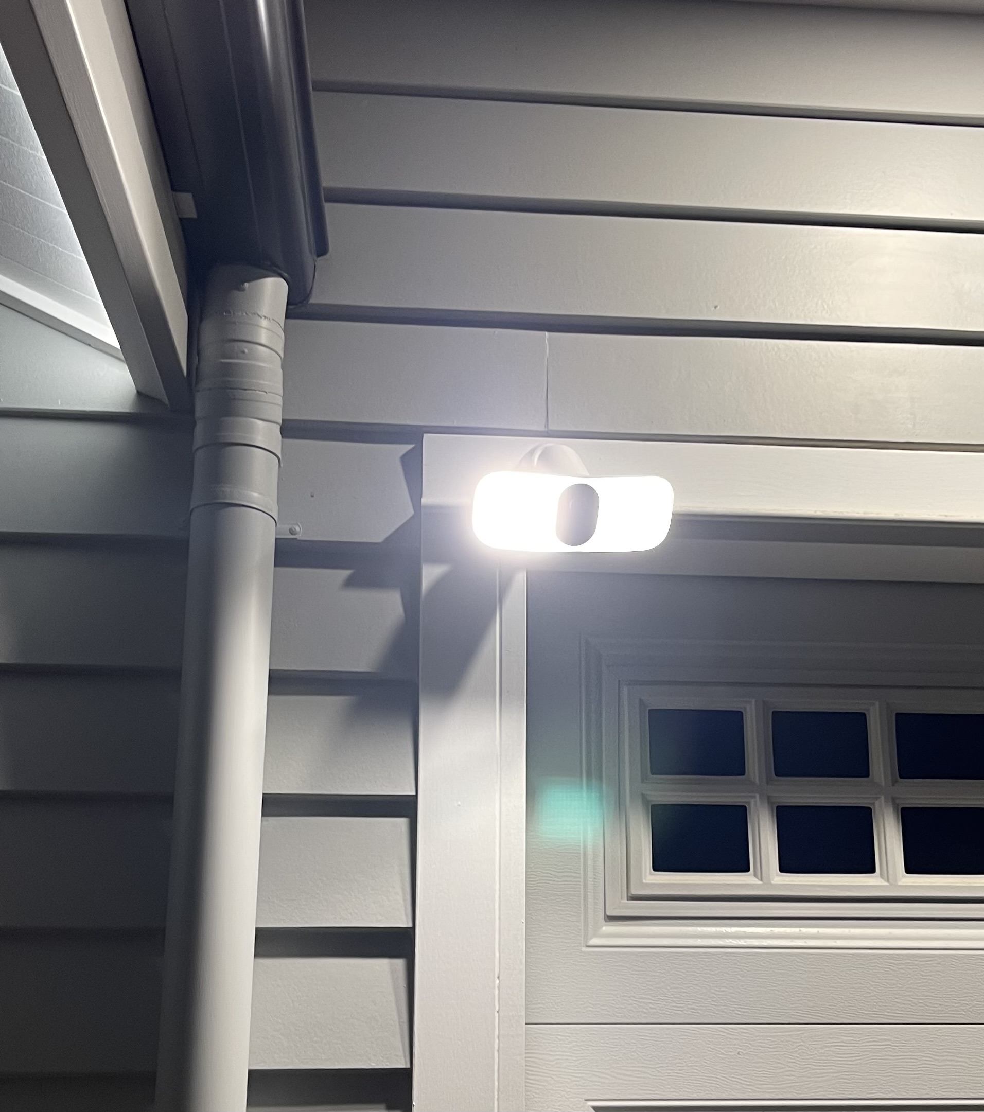Arlo Pro 3 Floodlight (FB1001) - very dim light wi... - Arlo Community