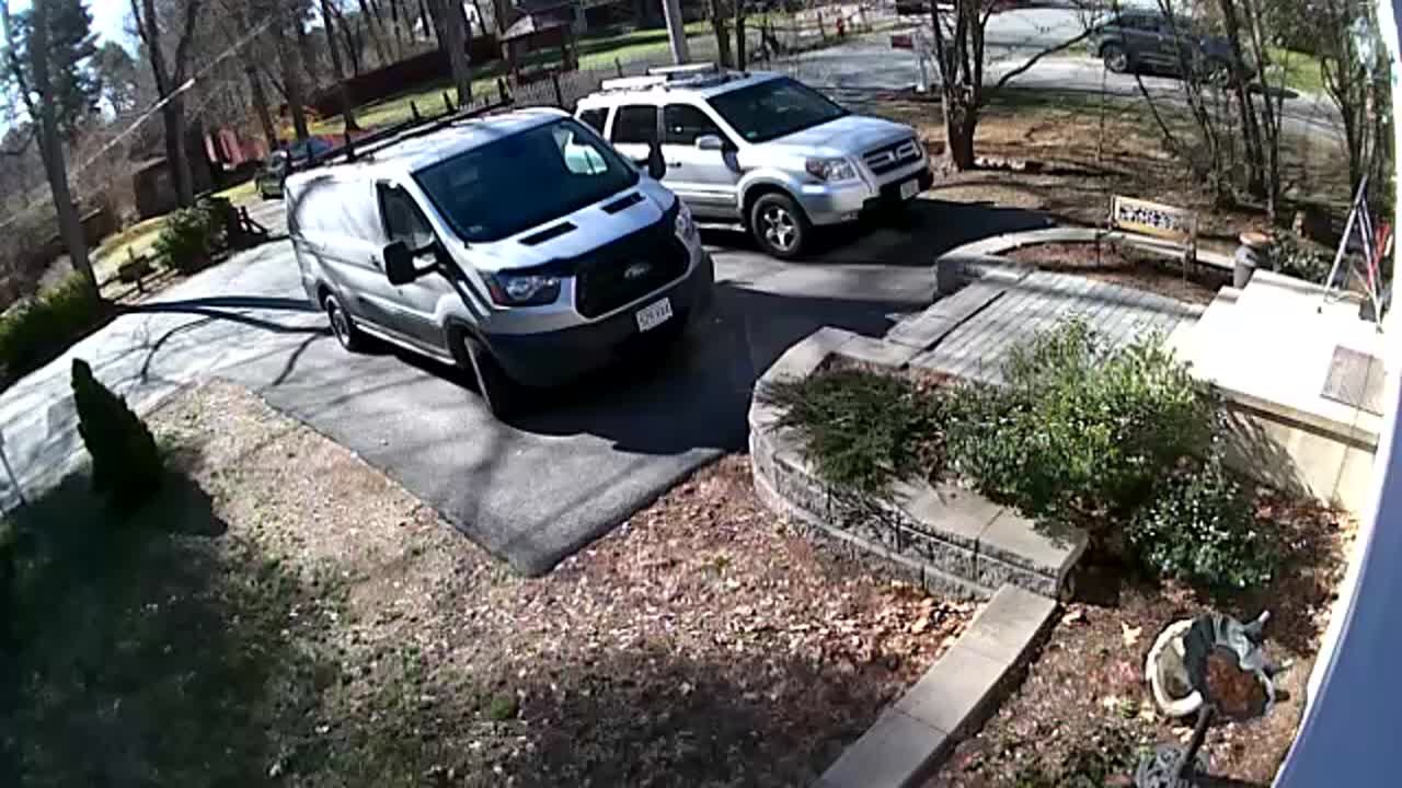 Solved: Picture turns red - Arlo Community